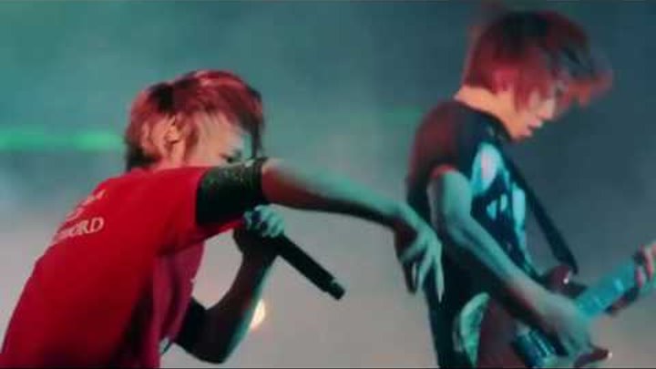 UVERworld - 7th Trigger (LIVE)