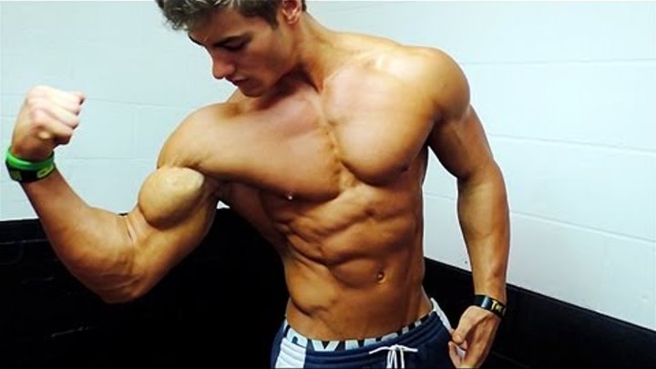 Crazy Ripped Teenager Flexing Abs and Muscles ft. Jeff Seid