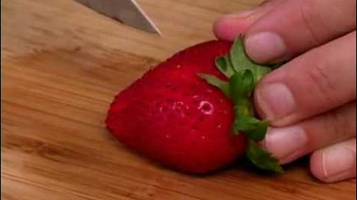 Cooking Tips : How to Fan Strawberries
