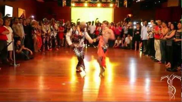 THE SALSA ROOM - SWING LATINO