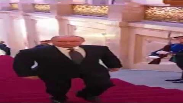 Wide Putin Walking (Full version)