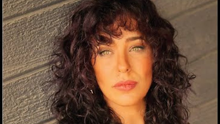 "Head Down Low" Danielle Nicole