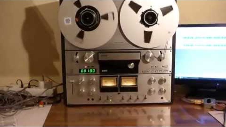 Philips N4520 demo playing. Direct tape sound into the video, not ...