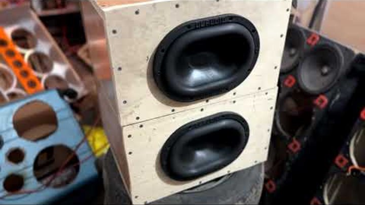 Овальный сабвуфер? DL Audio Phoenix Black Bass 69. Малыши которые удивляют.