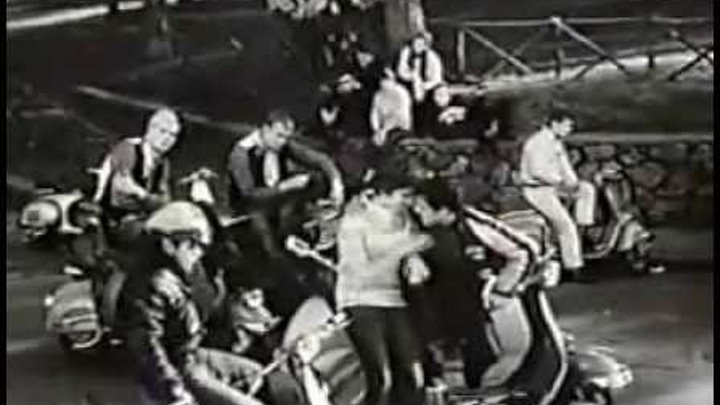 Urlatori Alla Sbarra - Lucio Fulci 1960