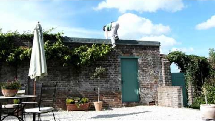15 year old freerunner: Chris Kinally