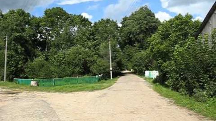 Деревня Сыроватки. Перекресток Центральная-Садовая-Зеленая