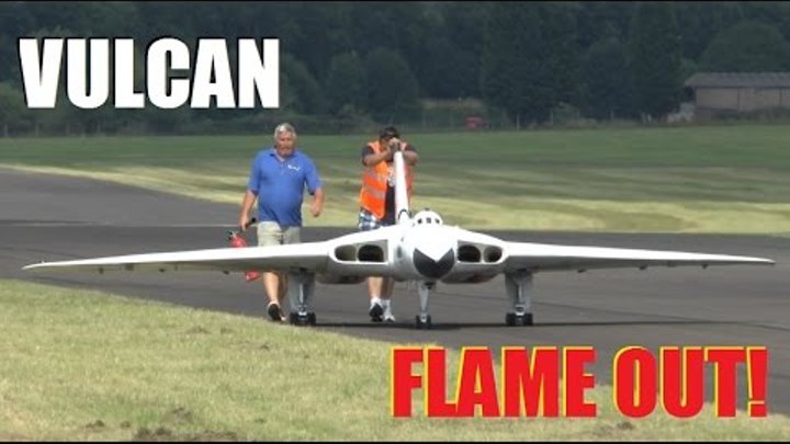 GIANT SCALE RC VULCAN XH558 [20FT WINGSPAN] (DAVID JOHNSON): COSFORD ...