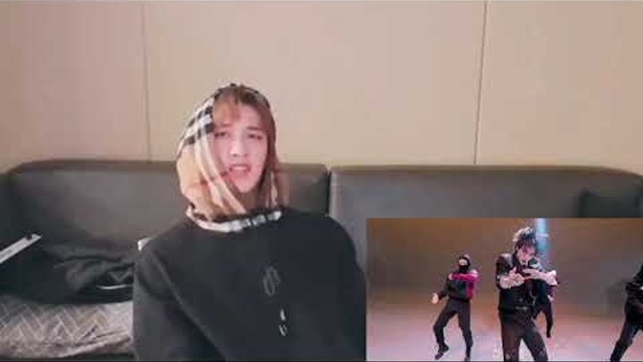 Bangchan reaction to Hyunjin "Motley Crew" (Cover) || AOTM [Artist Of The Month]